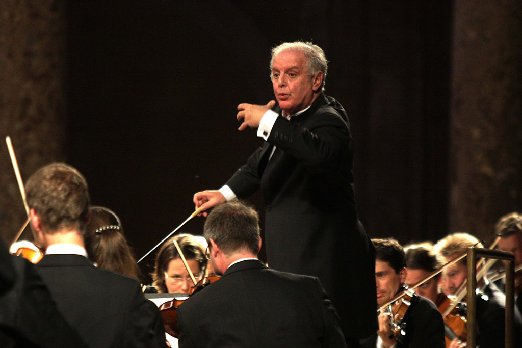 Israeli conductor Daniel Barenboim says “occupation is disastrous”
