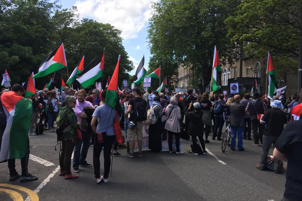 Irish protesters swarm Israeli embassy in Dublin